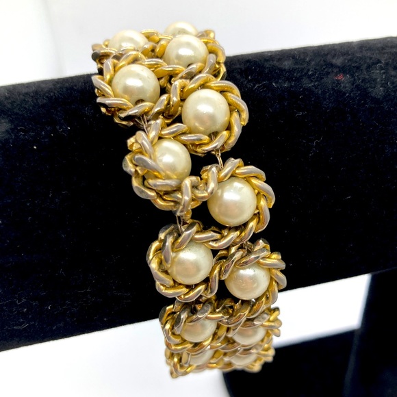 Jewelry | Gold Tone Chain Bracelet Faux Pearl Woven Design Some ...